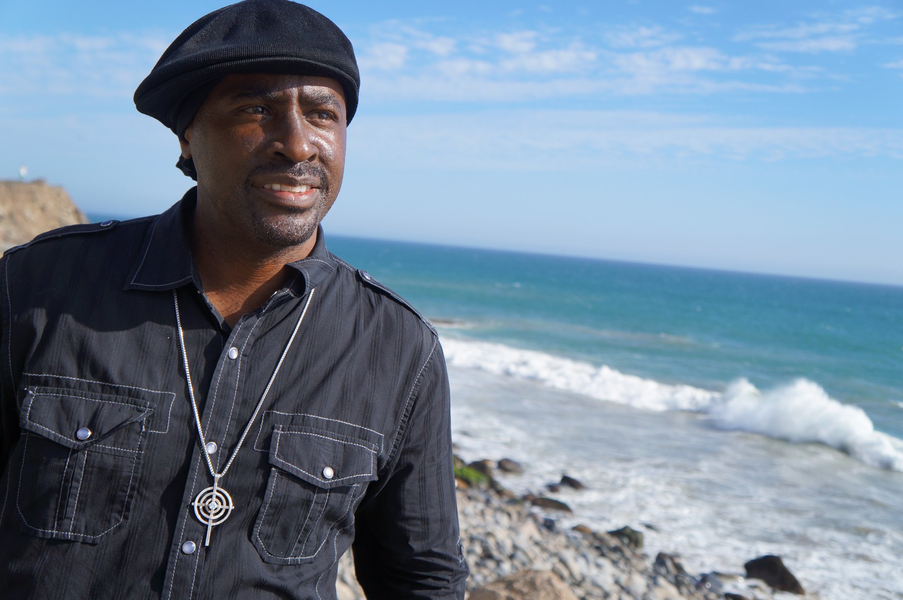 Pato Banton spreads message of love - Official Pato Banton Website